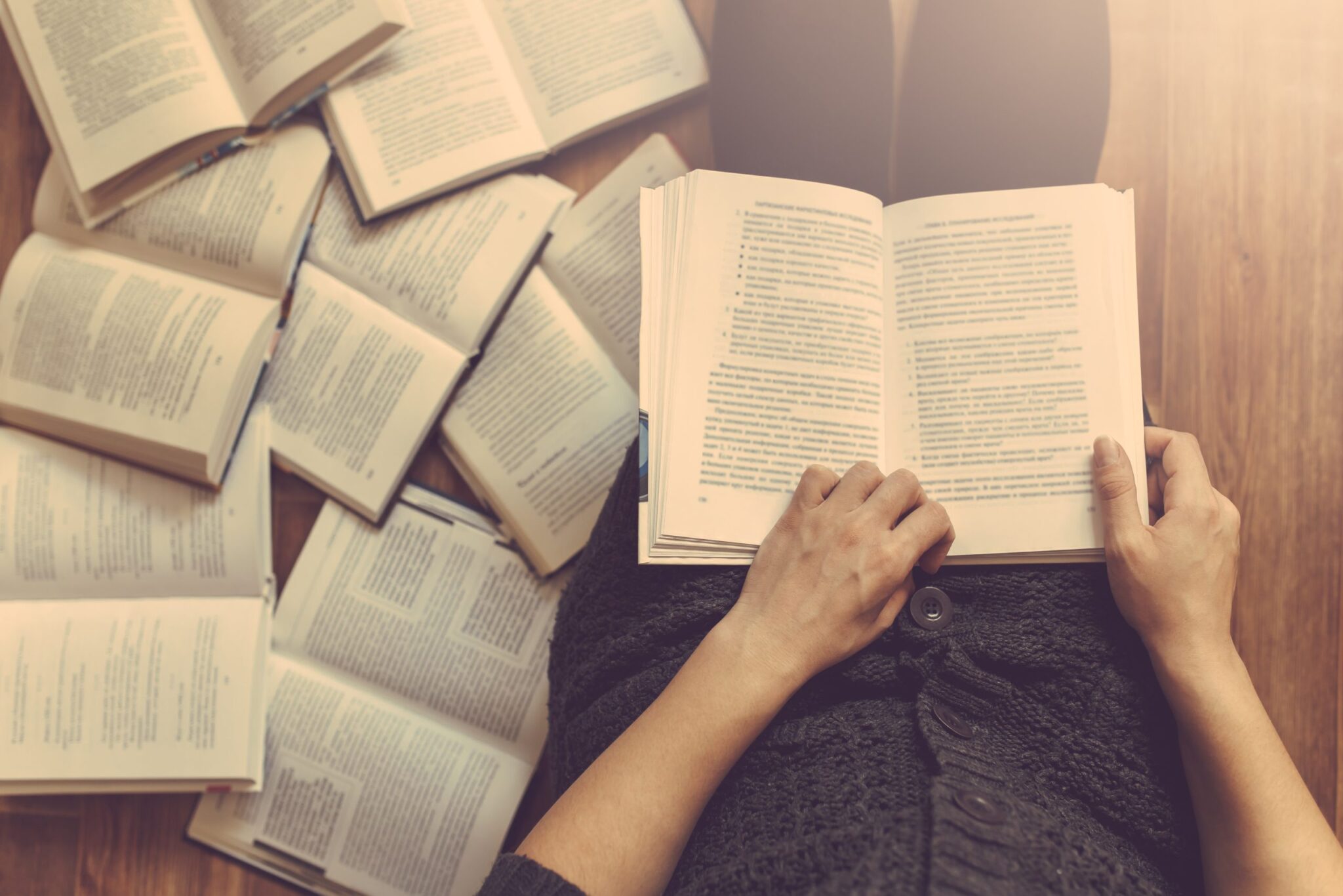 6 Books Every Insurance Agent Should Read - Community Educators